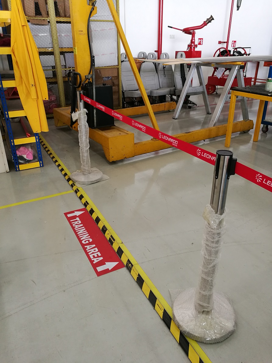 Stainless Steel Q-Up Stands | Stainless Steel Signboard Stands | Black ...